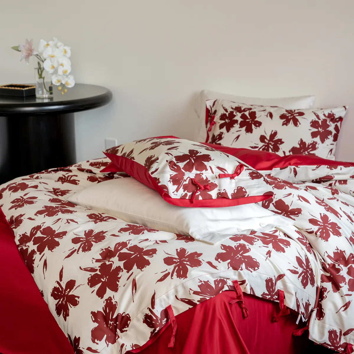 red patterned duvet sets